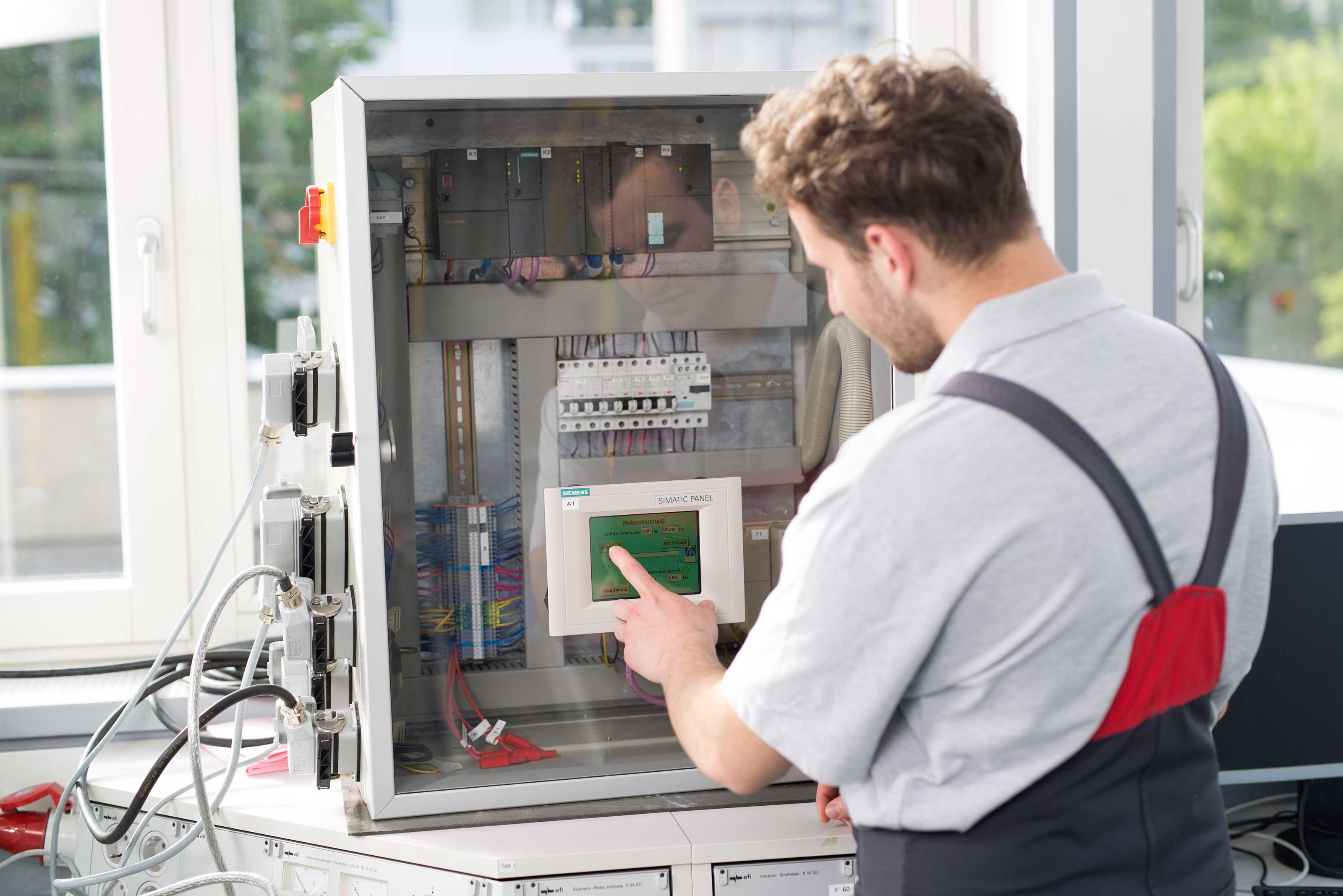 Elektro / Elektronik Bildungspfad Automatisierungstechnik - WKO