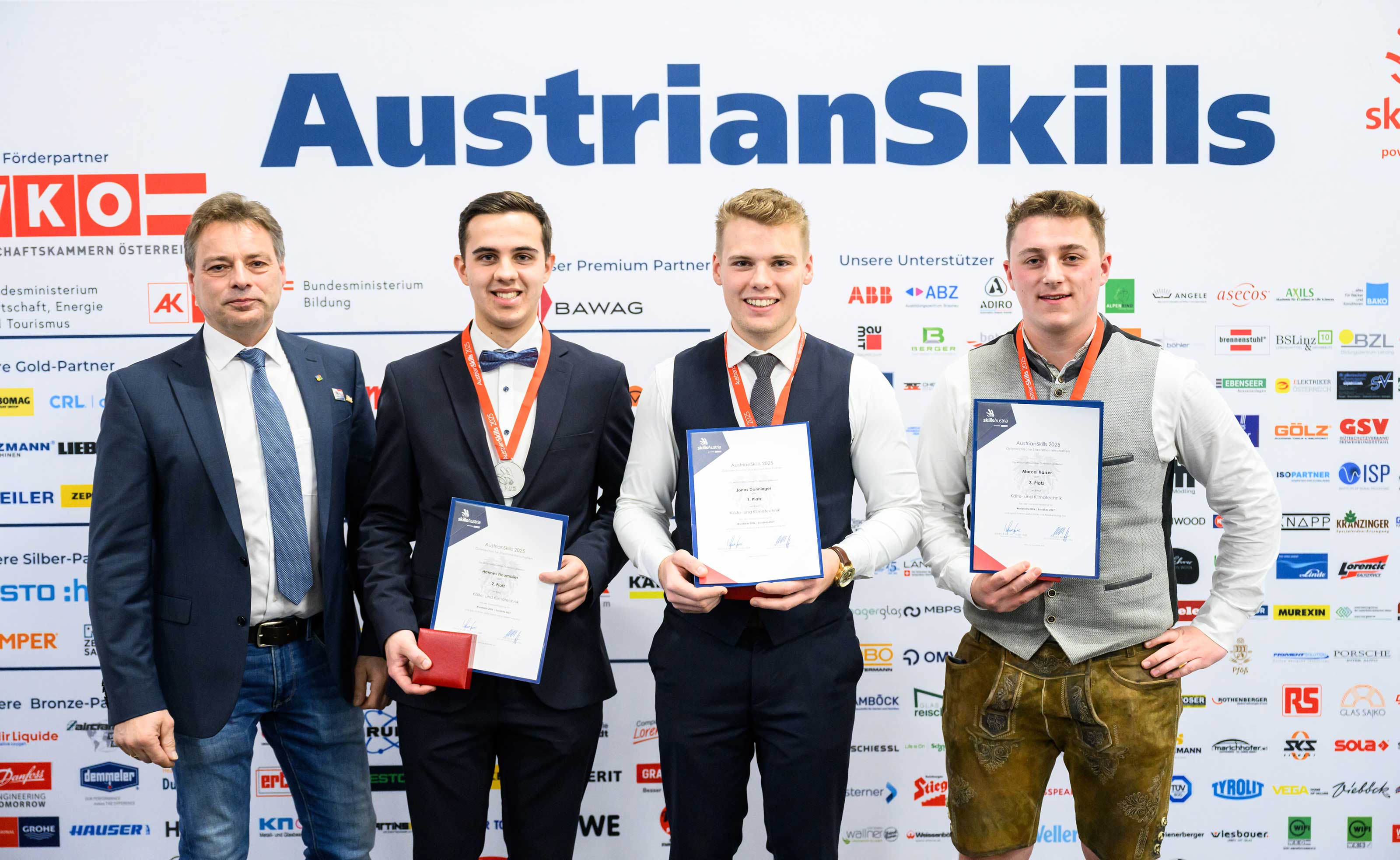 AustrianSkills 2025: Österreichs junge Mechatroniker:innen beeindrucken mit Spitzenleistungen - WKO
