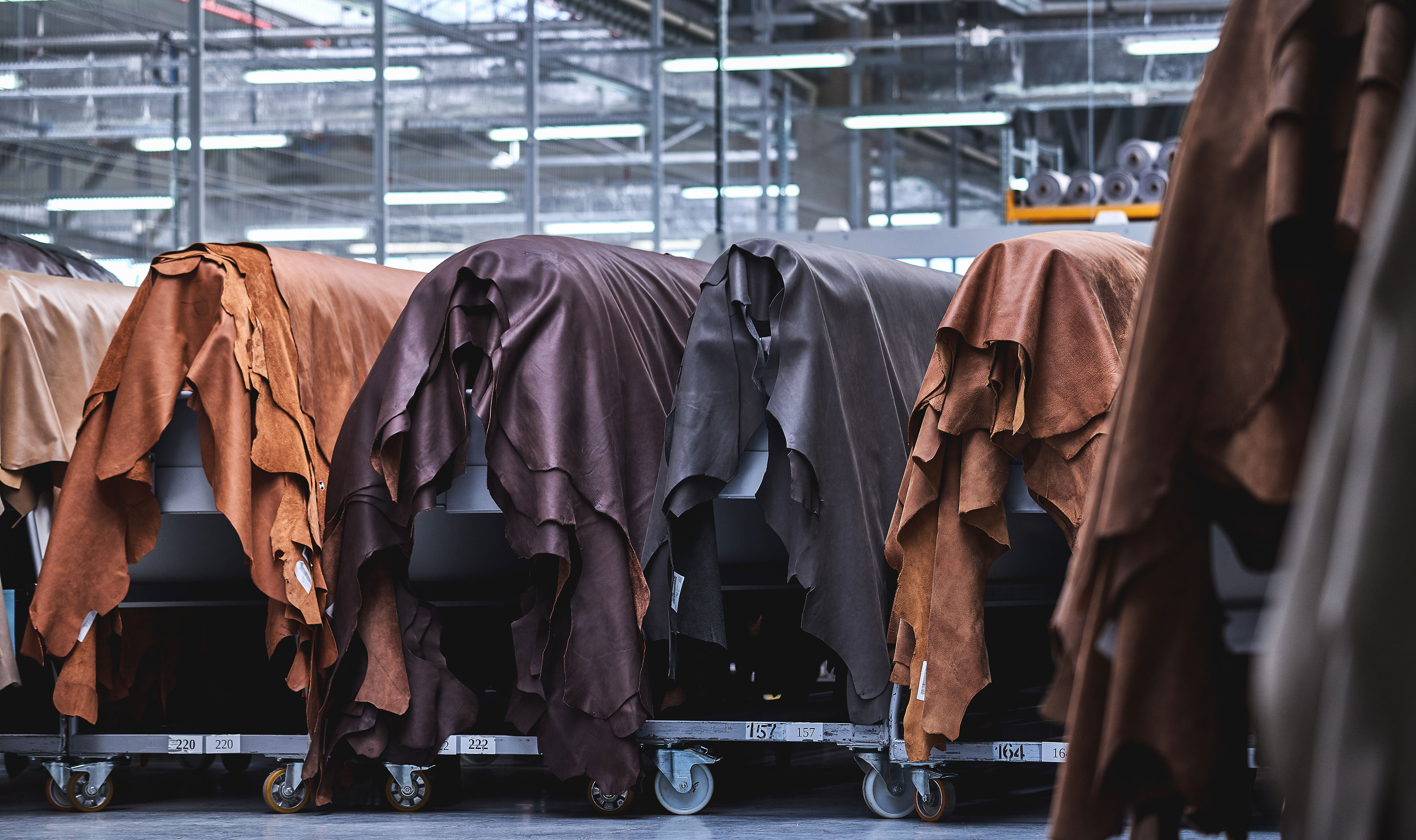 Factsheet Ledererzeugende Industrie - WKO