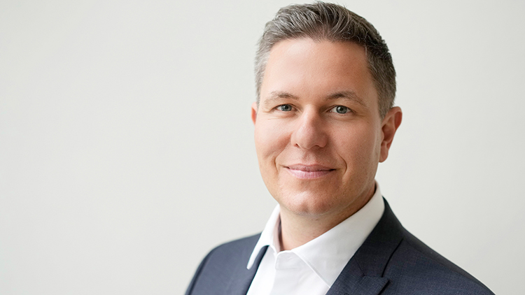 Markus Roth als Obmann der Fachgruppe UBIT bestätigt - WKO