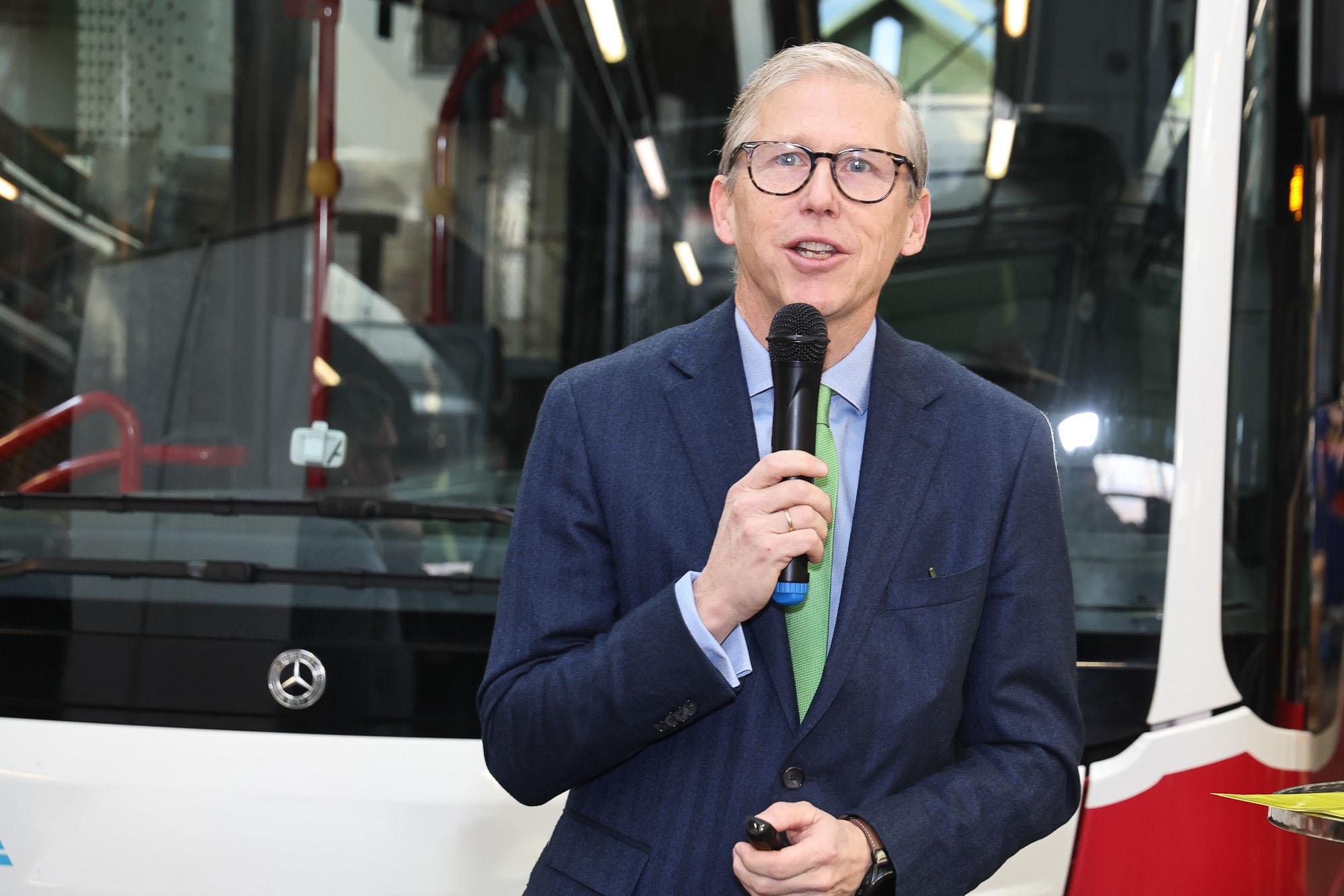 Alles einsteigen: Neue Autobuslenker bekommen Ausbildung bezahlt - WKO